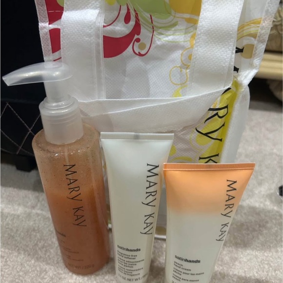 Mary Kay | Skincare | Mary Kay Satin Hands Trio Orange White Cream ...